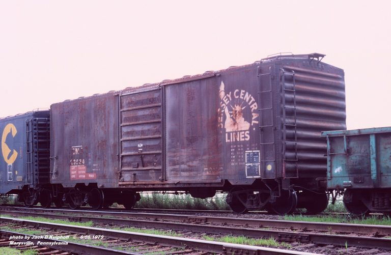 Central Railroad of New Jersey Freight Cars - Rhubarb Loop